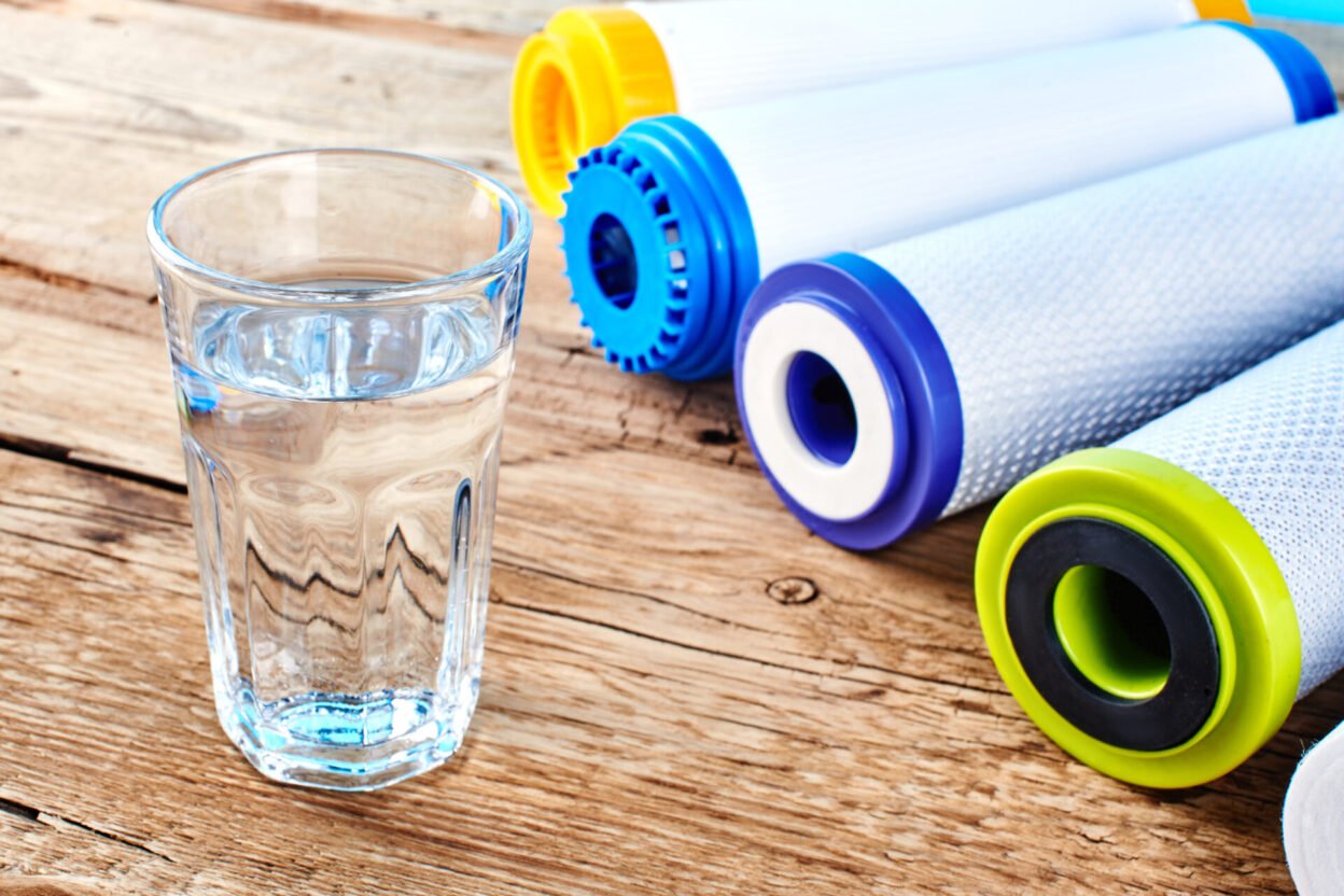Best Home Water Filters for Toxic PFAS "Forever Chemical" Filtration
