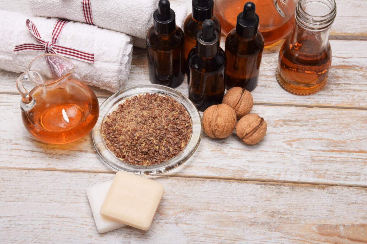 Best Natural Body Oils via Safe Ingredients & Fragrance Disclosure